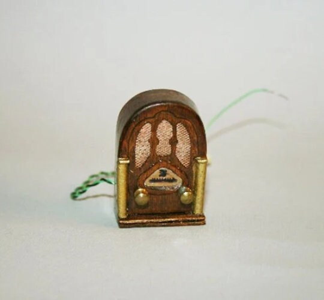 Reproduction of an Old 1950s Radio, Vintage 80s, Miniature, Dollhouse ...