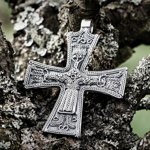 Viking Cross Pendant From Trondheim - Etsy