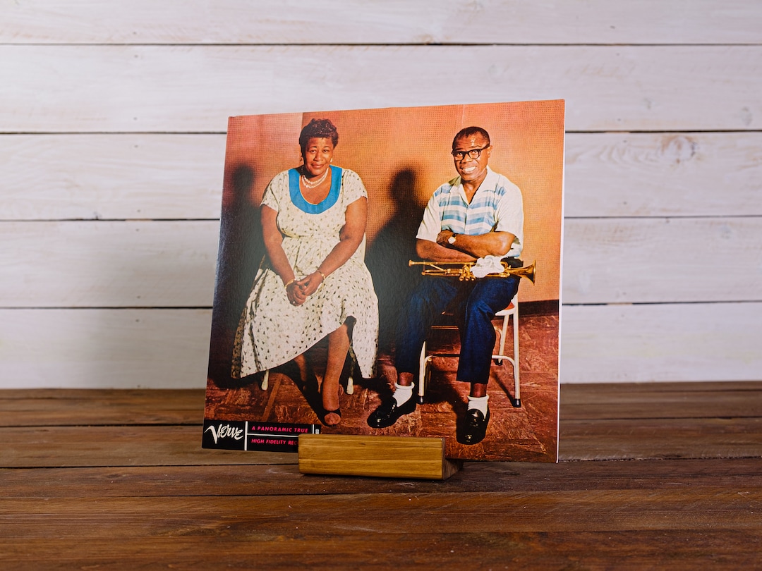 Now Playing Vinyl Record Stand, Vinyl Display, Record Holder, Album ...