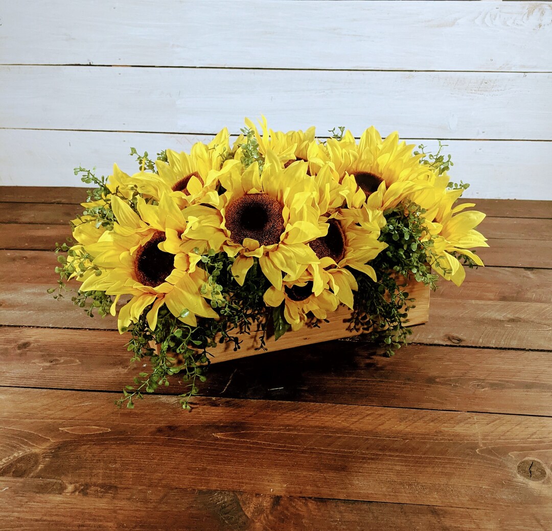 Sunflower Explosion! Farmhouse Table Decor, Wedding Sunflower ...