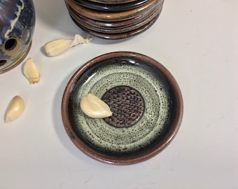 Garlic Grater Plate - Etsy
