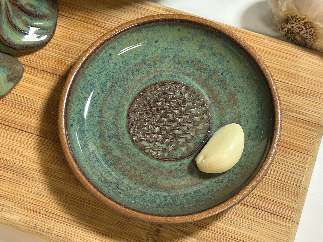Garlic Grater Plate, Ceramic Garlic or Ginger Mincing Dish, Oil and ...