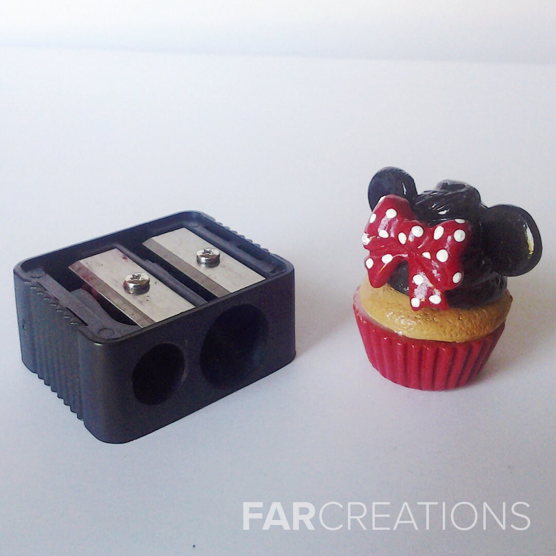 Minnie Mouse Cupcake Charm | Polymer Clay | Disney - Etsy