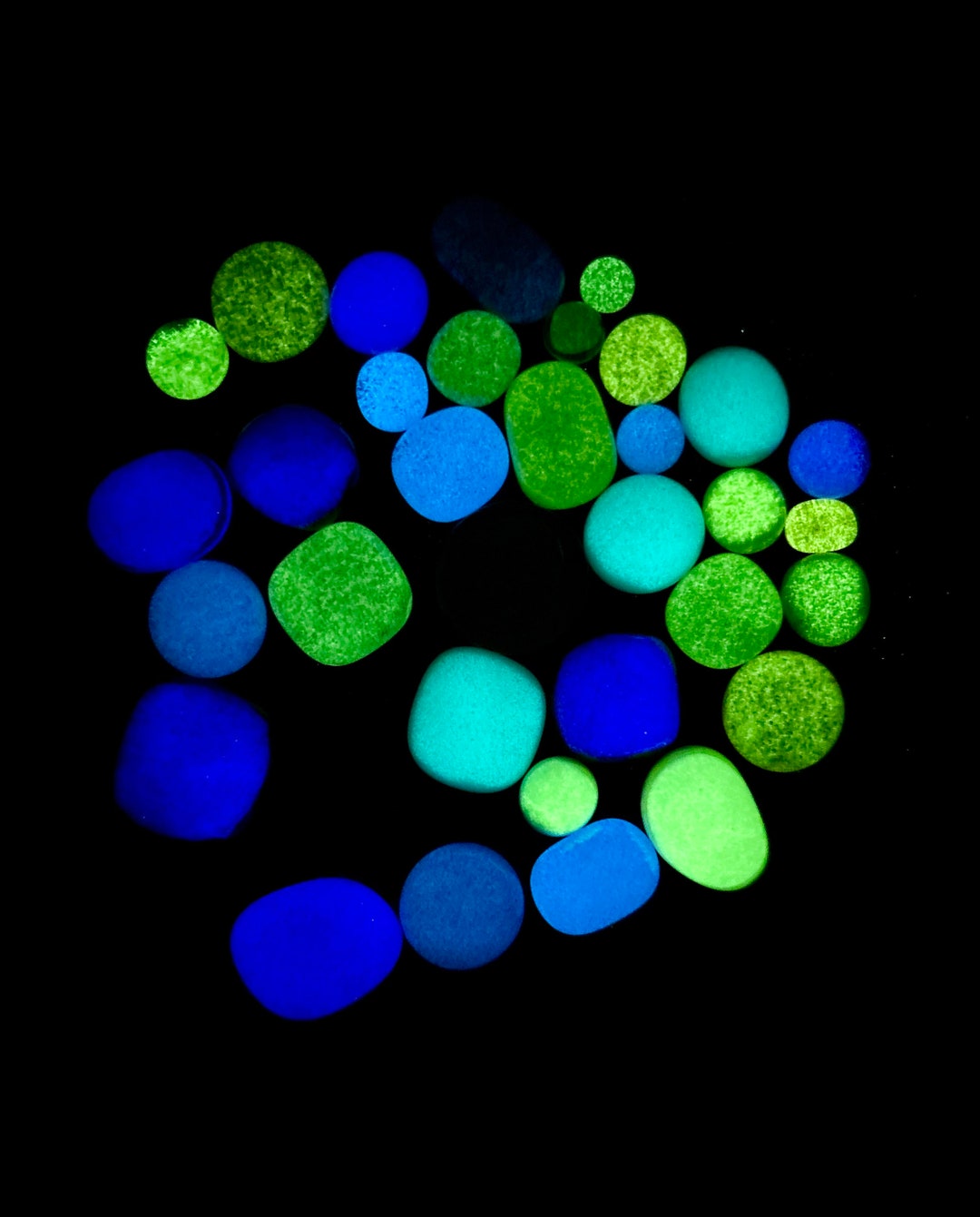 COE 90/ Mix of Different Colour Glow in the Dark Dots/ Fusible Dots ...