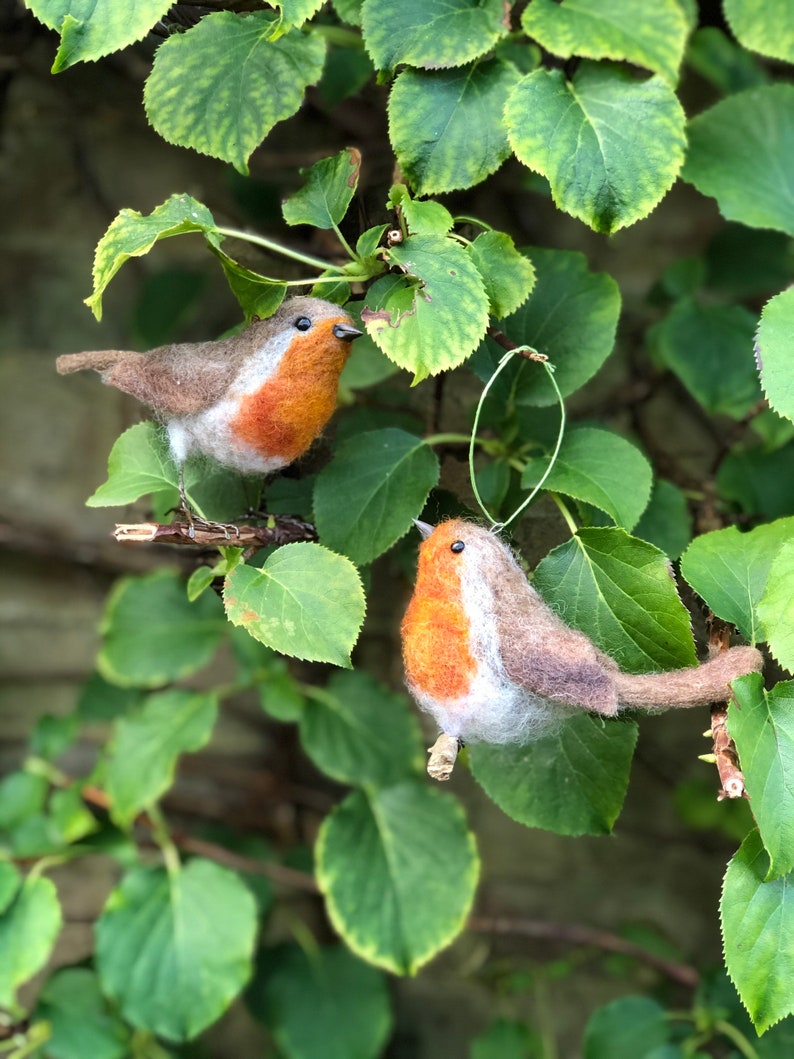 Needle Felted Robin Made to Order - Etsy