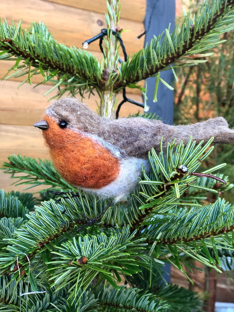 Needle Felted Robin Made to Order - Etsy