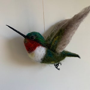 Needle Felted Hummingbird Sculpture Made to Order - Etsy