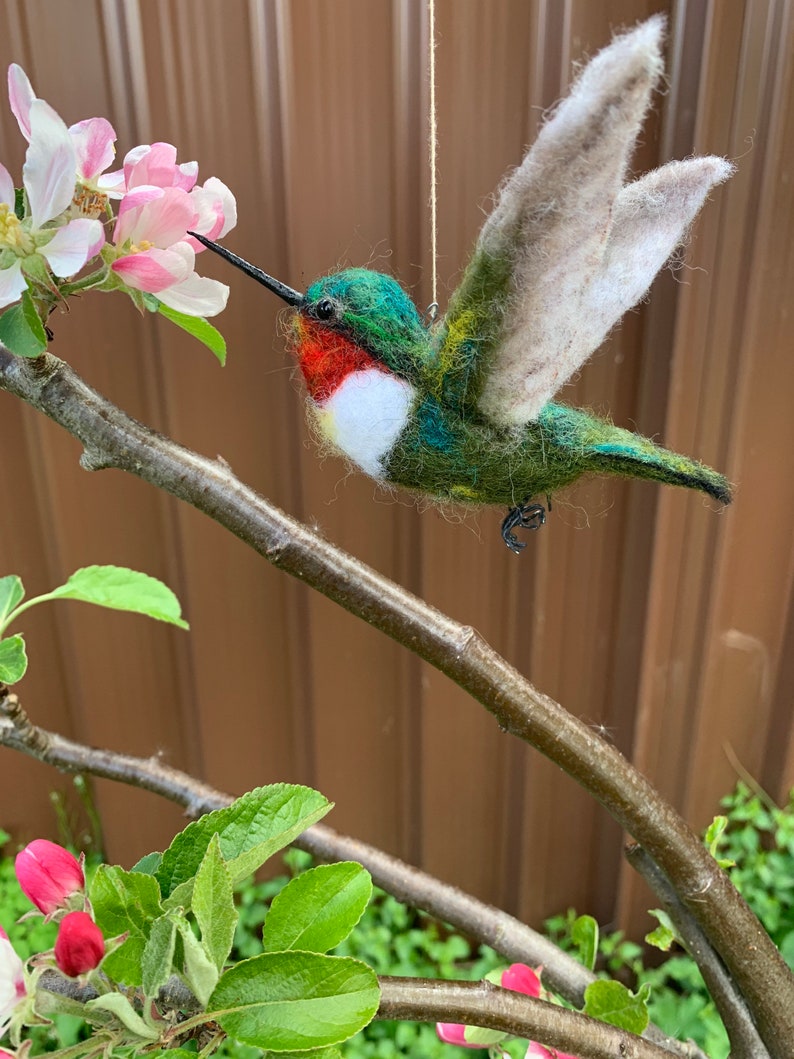 Needle Felted Hummingbird Sculpture Made to Order - Etsy