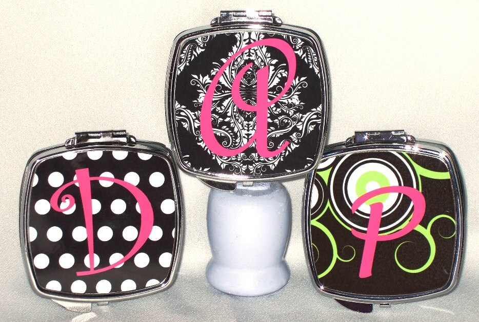Personalized Monogrammed Square Compact Mirror - Etsy