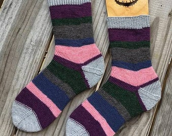 Simple Socks on a 9 Circular Knitting Pattern - Etsy