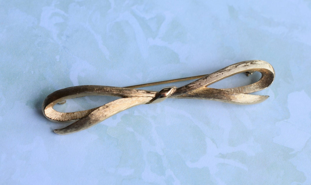 Monet Gold Finish Ribbon Bow Pin - Etsy
