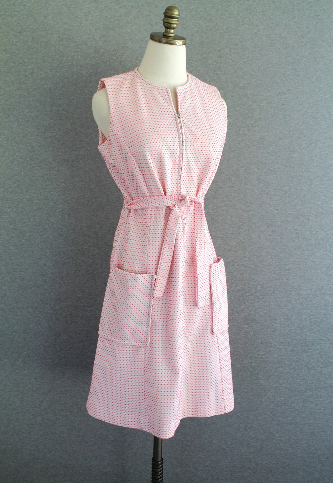 1970s Zip Front Mid Century Mod Day Dress Estimated Size M/L by Sandy ...