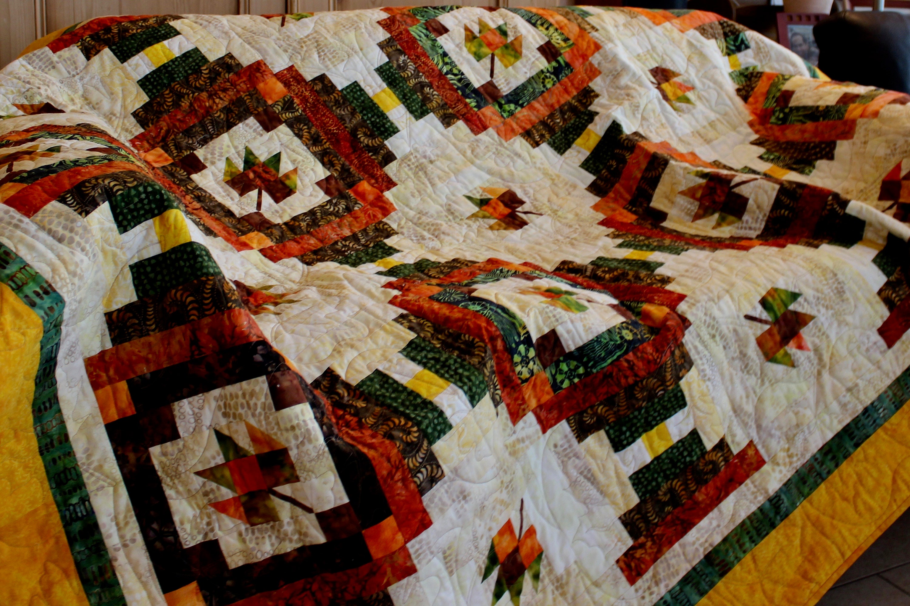 Quilt Pattern Autumn Leaves Log Cabin Quilt Courthouse - Etsy