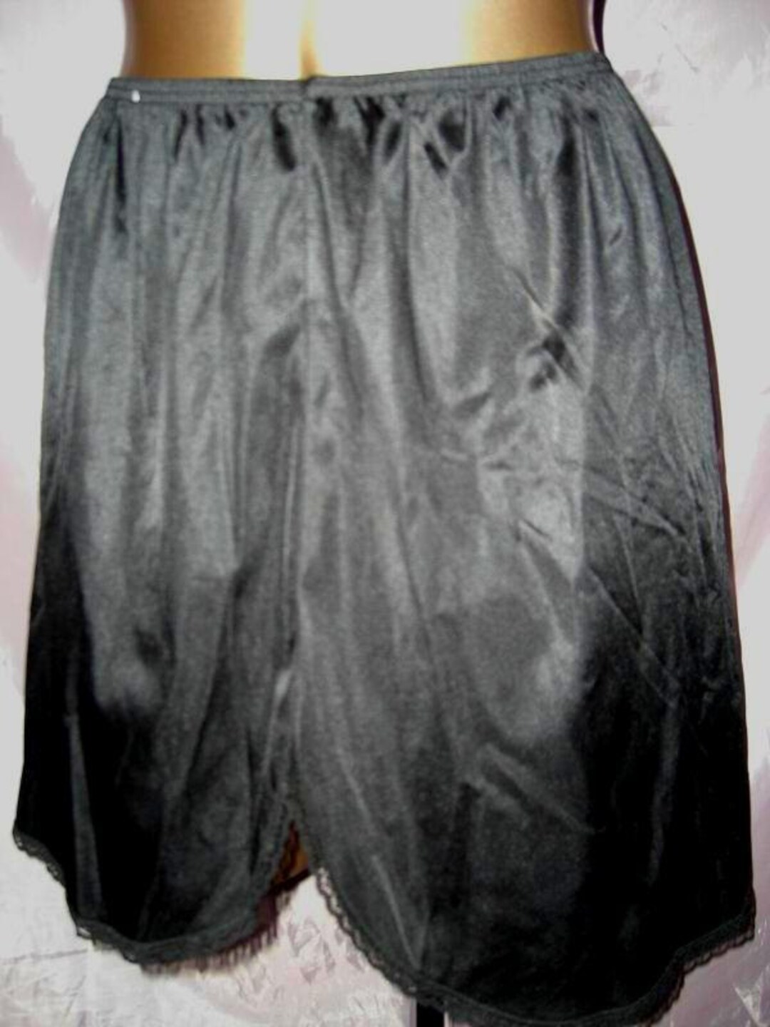 Vintage Vanity Fair Mini Slip Black Semi Sheer Slippery Nyon Size ...