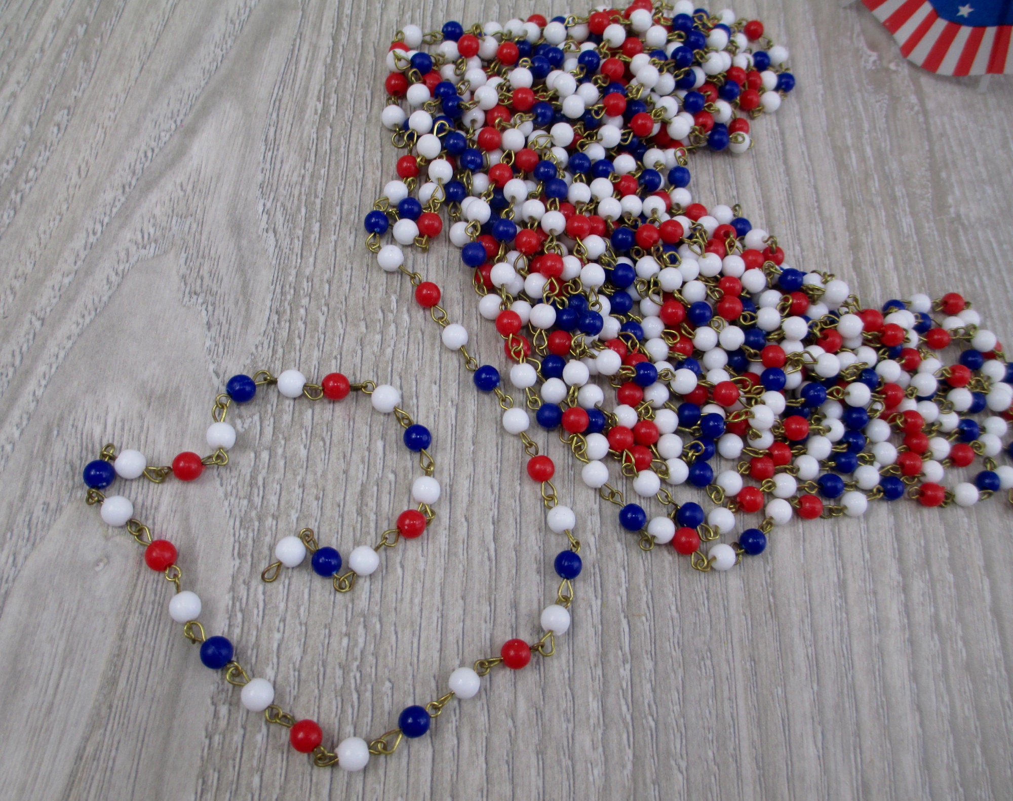 24 Feet Vintage Patriotic Bead Chain Round Beaded Red White - Etsy