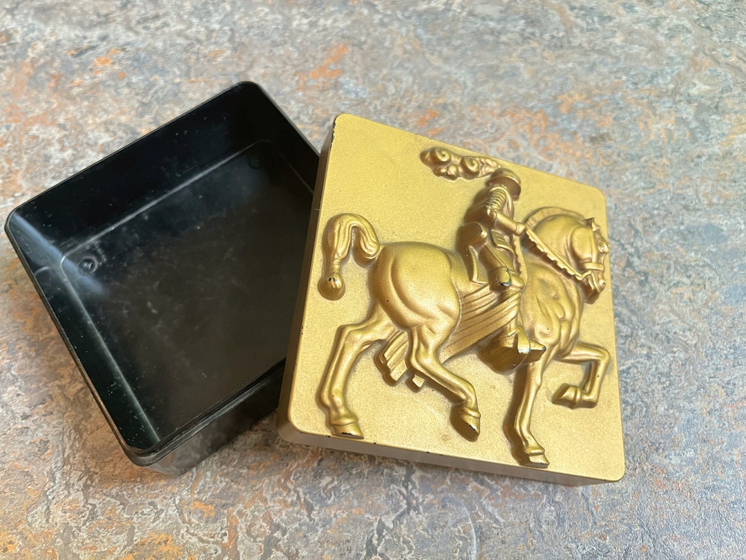 Knight on Horse Box Vintage 1950s Dresser Cufflink Box Renaissance ...
