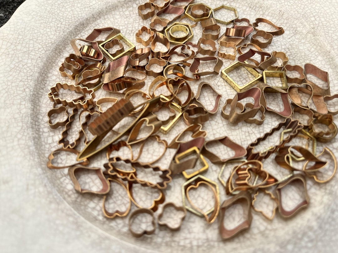 100 Metal Sliced Pieces Brass Shapes Small Piece Slice Lot Set Mixed ...