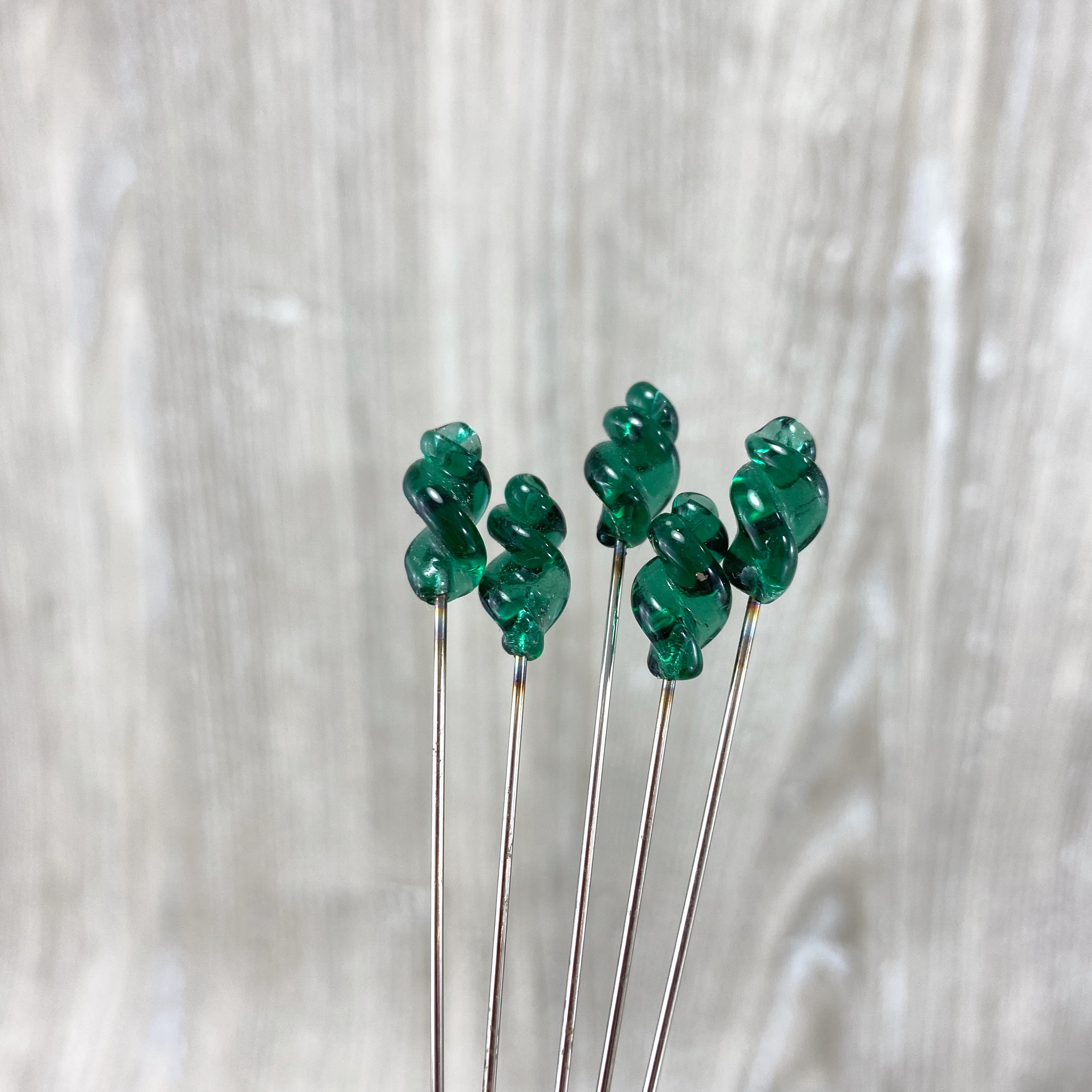 12 Vintage Dark Green Glass Head Pins Lot Med. Floral | Etsy