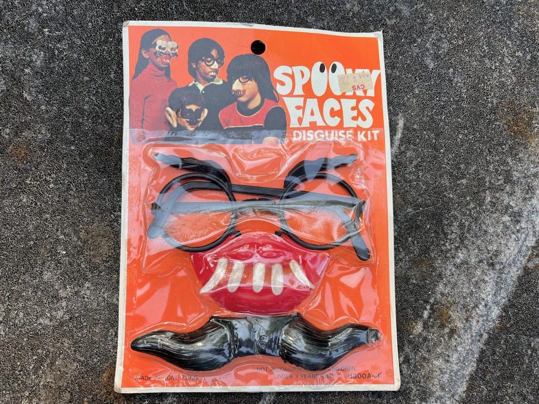 Spooky Faces Disguise Kit Vintage Hong 1970s Glasses Mustache Funny ...