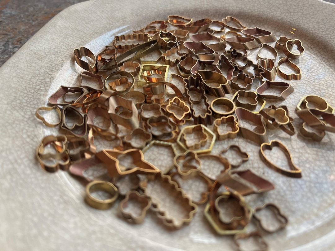 100 Metal Sliced Pieces Brass Shapes Small Piece Slice Lot Set Mixed ...