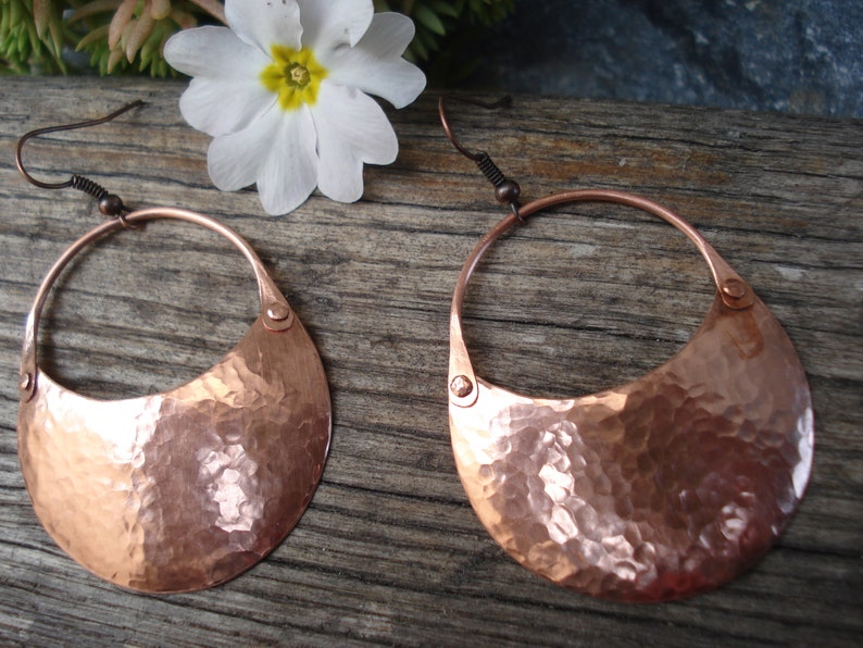 Hammered Copper Large Crescent Hoop Earrings Contemporary Etsy