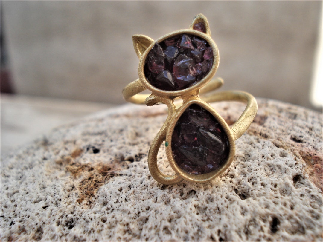 Cat Bronze Ring Cat Bezels With Raw Red Agates Stones Unique - Etsy