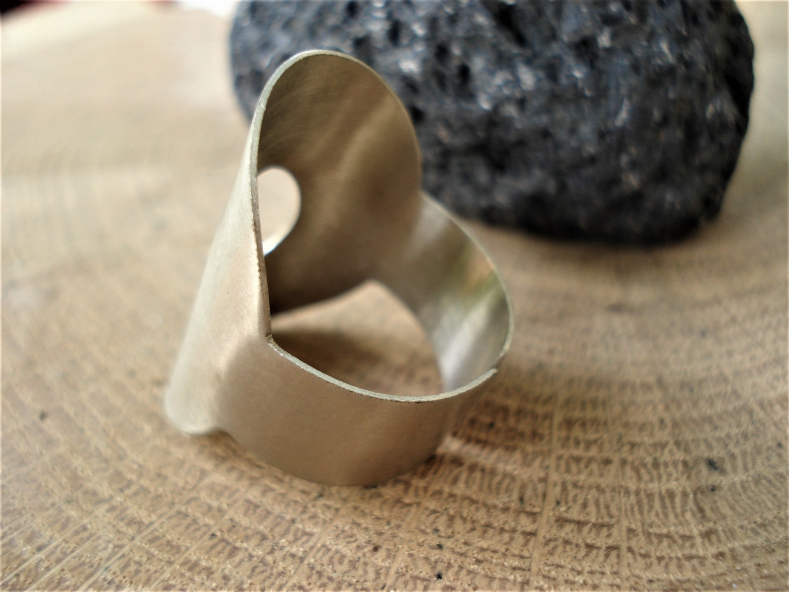 Oval Silver Band With Cut Out Round Hole Modern Geometric Adjustable ...