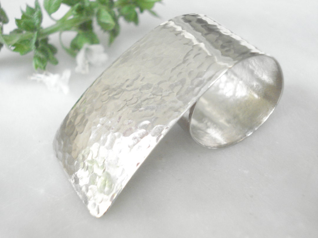 Two Fingers Hammered Silver Adjustable Ring Contemporary Metalwork ...