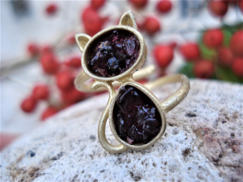 Cat Bronze Ring Cat Bezels With Raw Red Agates Stones Unique Ring ...