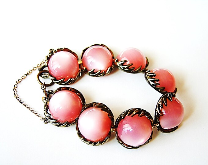 Bubble Gum Bracelet Rose Pink Translucent Color, Pearly Tone, Catch ...