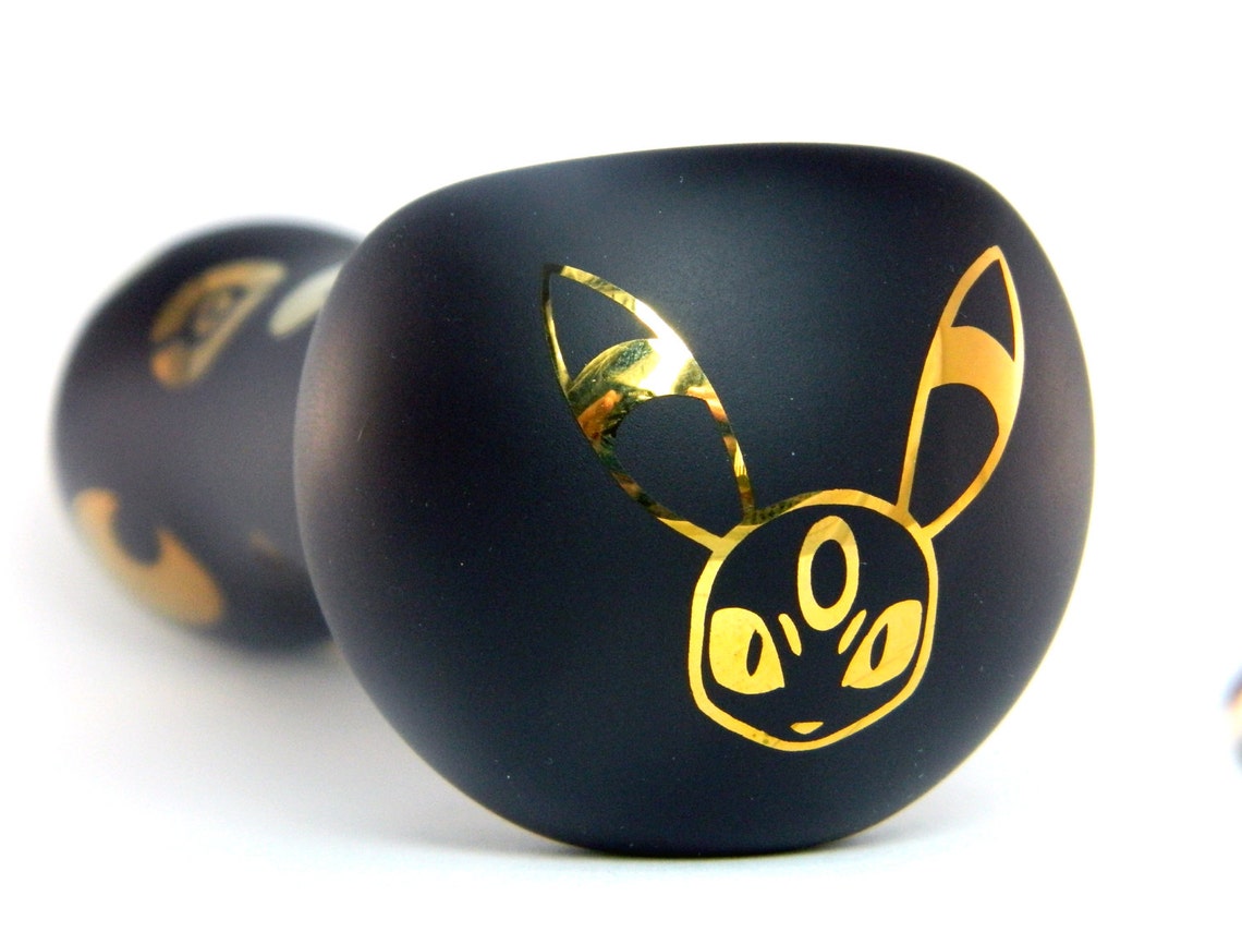 MADE TO ORDER: Umbreon Pipe | Etsy