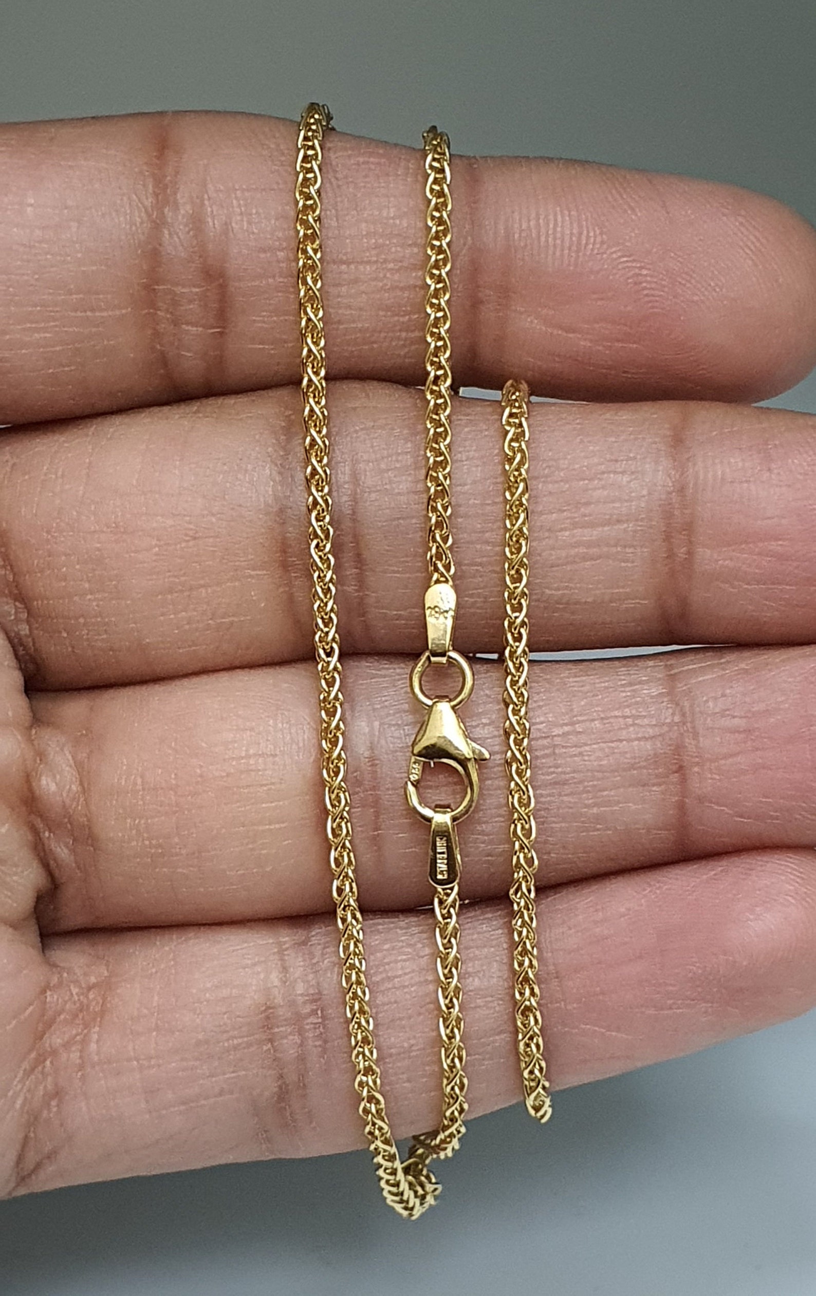 18K Yellow Gold Ladies Fancy Chain Necklace 18 Inches Long Hallmarked ...