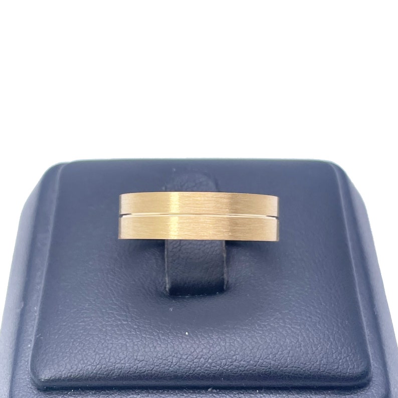 22ct Yellow Gold Matte Finish With A High Polished Groove Mens Wedding ...