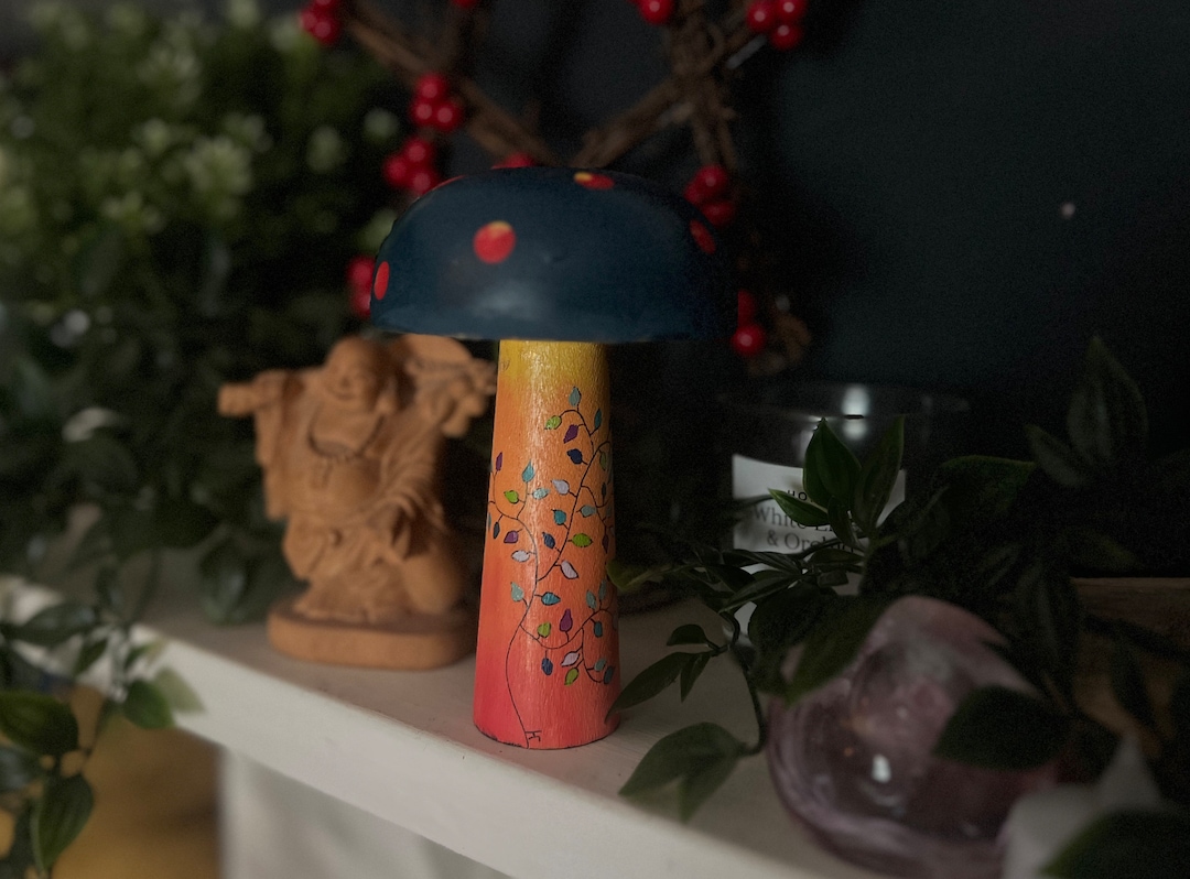Gorgeous Hand Painted Toadstool - Etsy