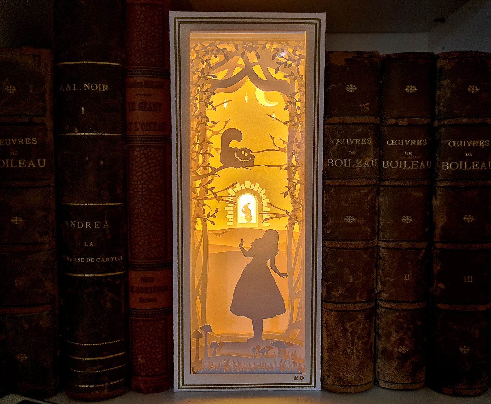 Alice in Wonderland Shadow Box Book Nook Beautiful LED Paper Light Box ...