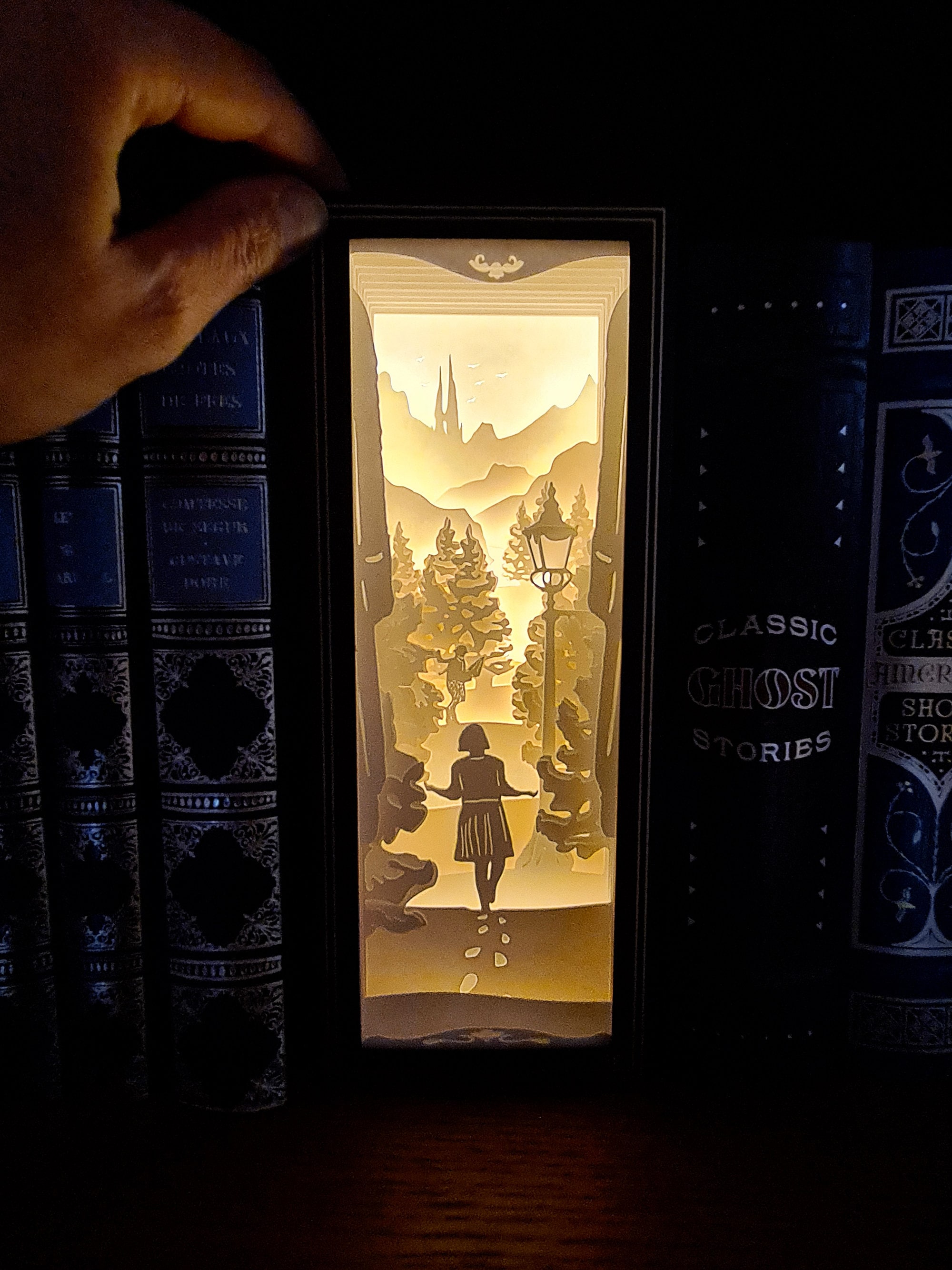 The Narnia Chronicles Shadow Box Book Nook Beautiful LED - Etsy