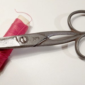 Vintage French Embroidery Curved Scissors. Small Needlework Scissor ...