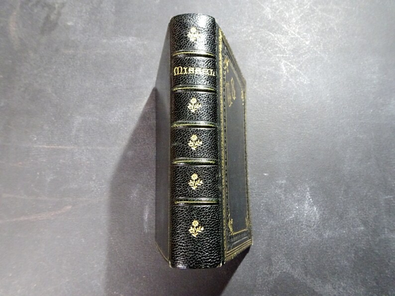 Antique 1908 French Roman Missal of the Evangelists. Catholic - Etsy