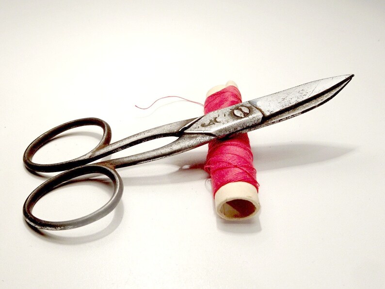 Vintage French Embroidery Curved Scissors. Small Needlework - Etsy