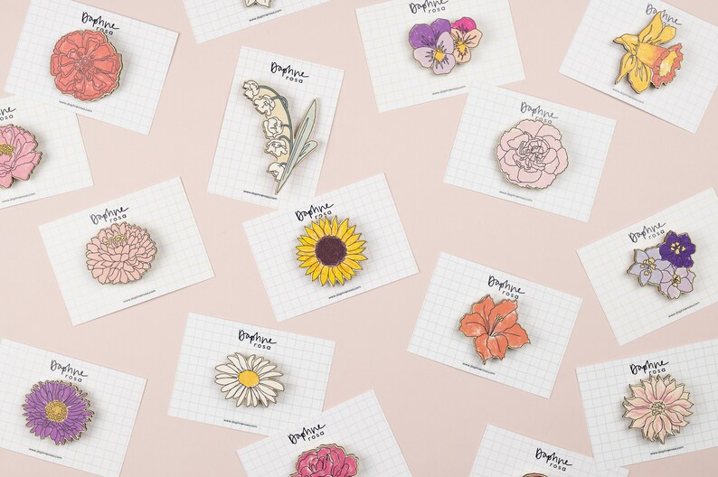 Wooden Birth Flower Brooch - April Birthday - Daisy - Etsy