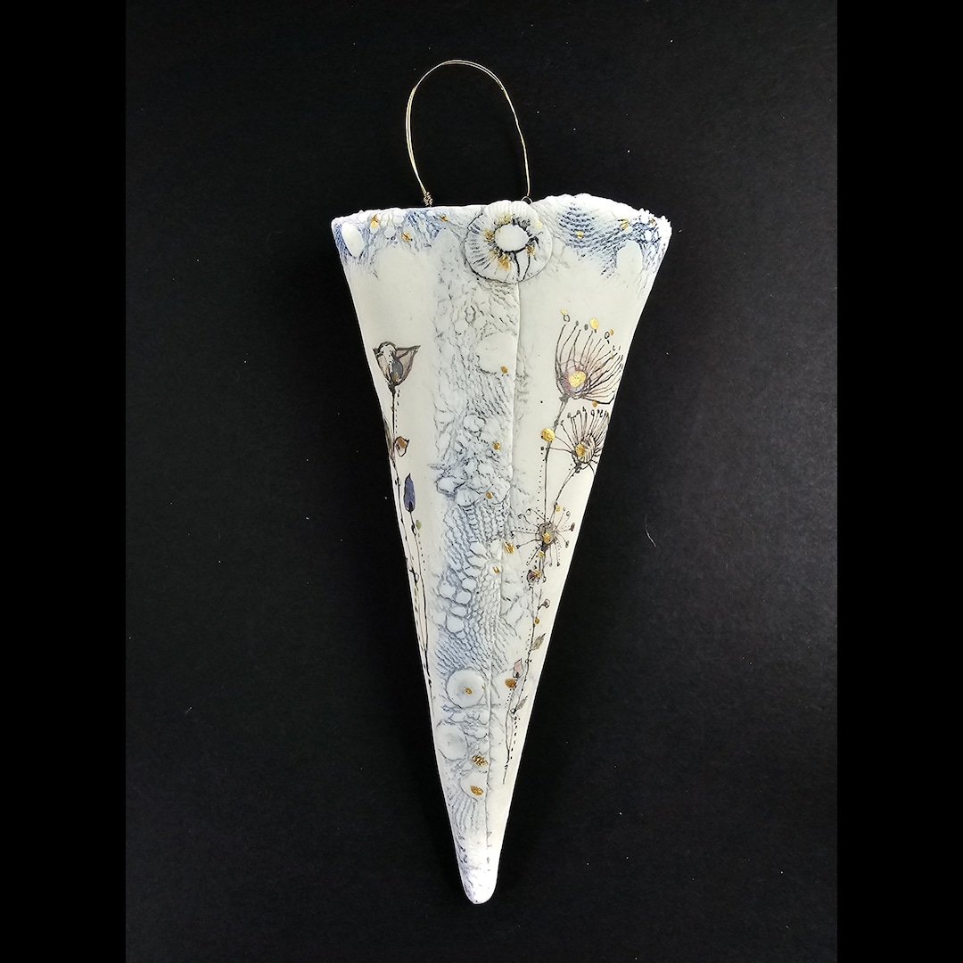 Porcelain Flower Bud Vase 25 Bud Vase Flower Vase Wall Mounted Vase ...
