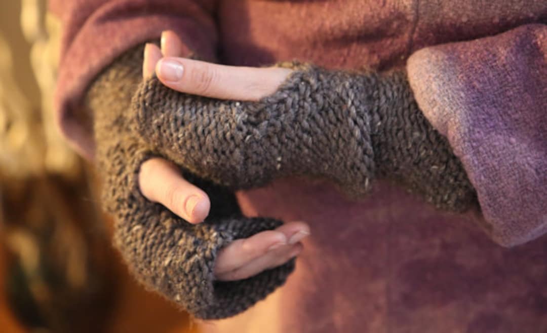 Gandalf's Hobbit Mittens, Medieval Fingerless Gloves for Men and Women ...
