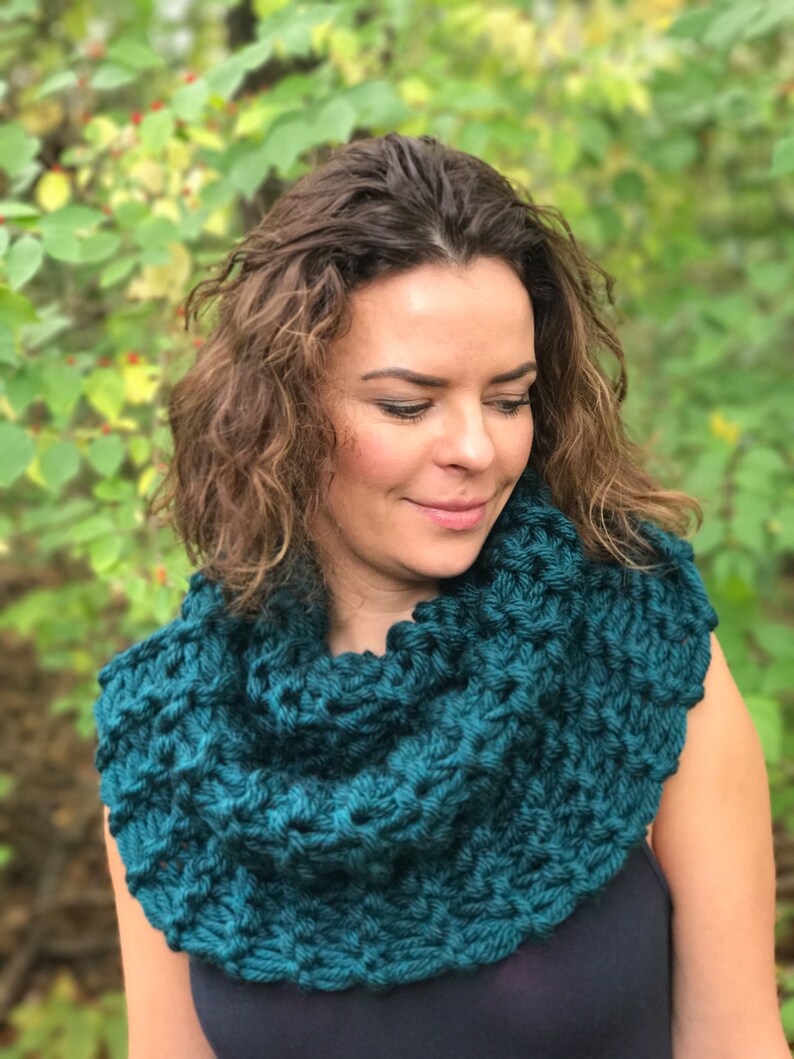 Outlander Cowl, Chunky Hand Knit Scarf, Infinity Scarf, Circular Neck ...