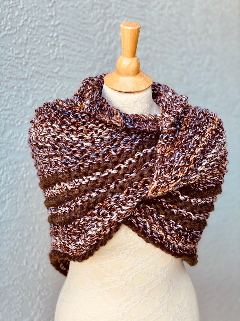 Outlander Shawl, Triangle Sweater Wrap for Women, Chunky Hand Knitted ...