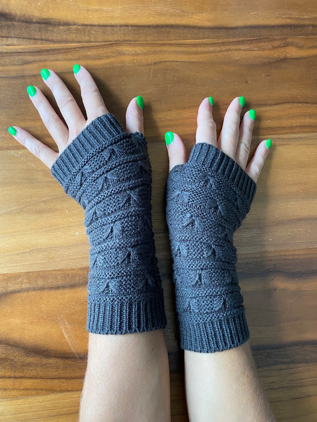 Highlands Inspired Medieval Cable Knit Arm Warmers Cable - Etsy