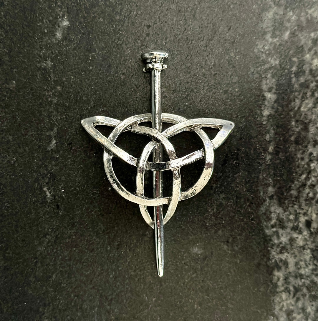 Sassenach Shawl Pin, Medieval Clothing Pin, Knitted Garment Pin, Celtic ...