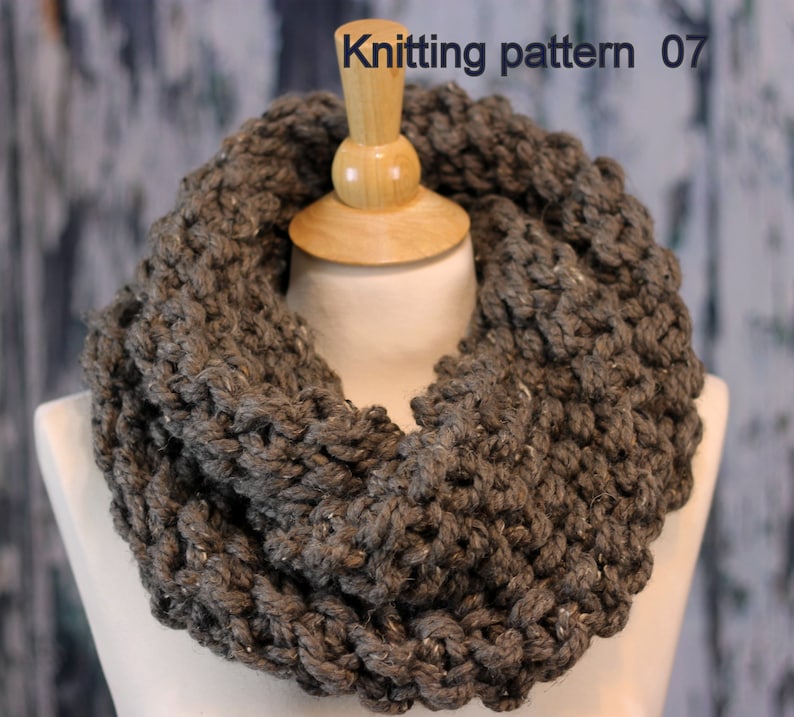 Outlander Inspired KNITTING PATTERN - Beginner / Hand Knit True Mobius ...