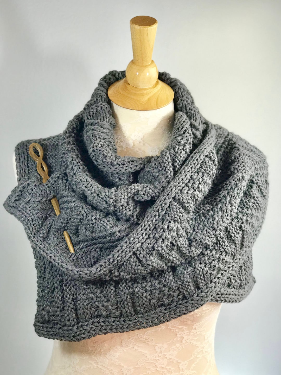 Outlander Scarf, Mini Shawl, Knitted Cowl, Shoulder Wrap, Neck Warmer ...