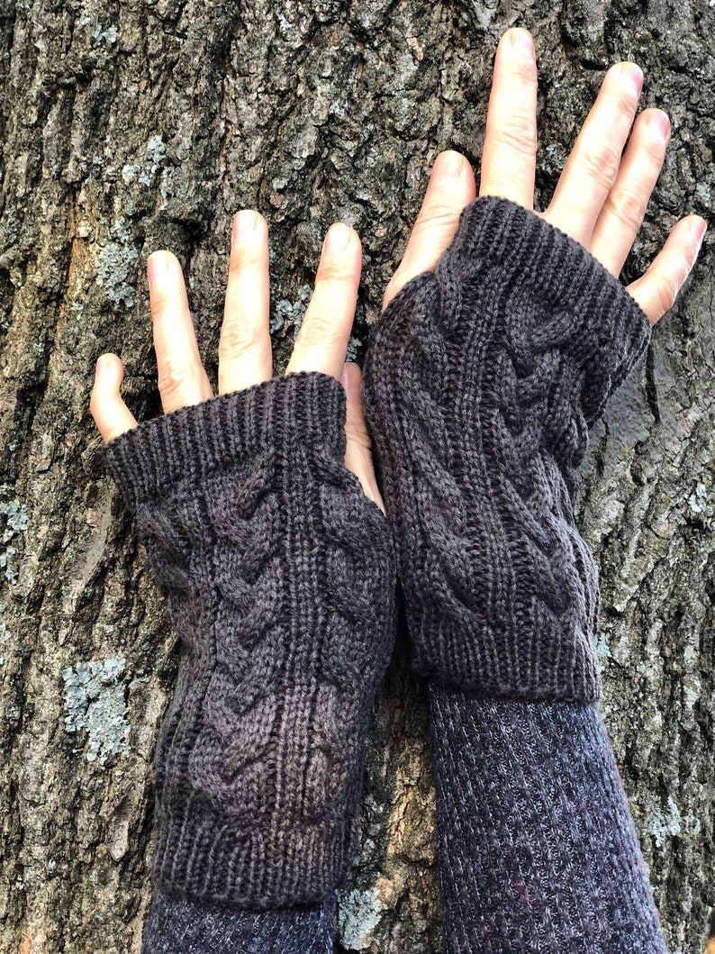 SHIP TODAY! Outlander Mitts, Arm Warmers, Knitted Wristers, Medieval ...