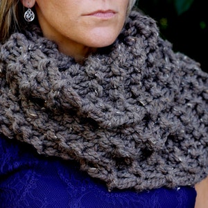 Outlander Inspired KNITTING PATTERN - Beginner / Hand Knit Claire's ...